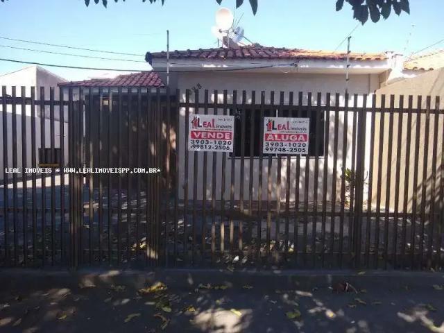 Casa / Sobrado para Venda em Presidente Prudente/SP Residencial Universitário 3 Quartos