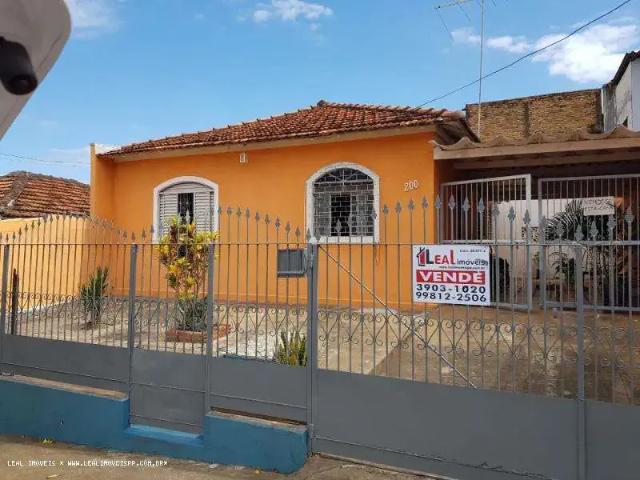 Casa / Sobrado para Venda em Presidente Prudente/SP Vila Áurea 2 Quartos