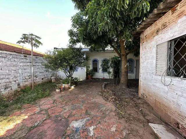 Casa / Sobrado para Venda em Presidente Prudente/SP Vila Claudia Glória 3 Quartos