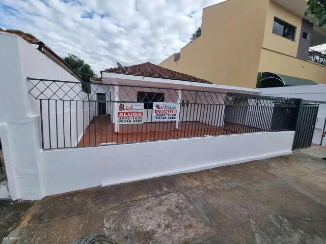 Casa / Sobrado para Venda em Presidente Prudente/SP Vila Dubus 3 Quartos