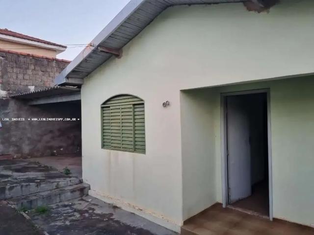 Casa / Sobrado para Venda em Presidente Prudente/SP Vila Formosa 3 Quartos