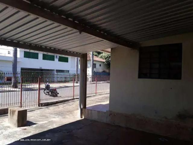 Casa / Sobrado para Venda em Presidente Prudente/SP Vila Formosa 4 Quartos