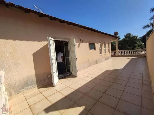 Casa / Sobrado para Venda em Presidente Prudente/SP Vila Geni 5 Quartos