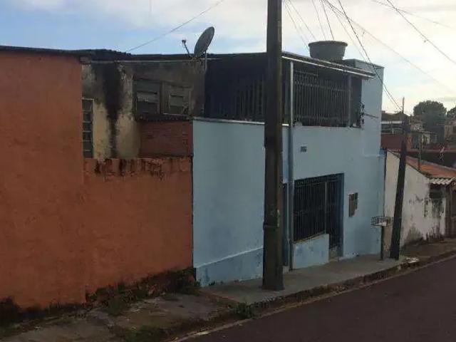 Casa / Sobrado para Venda em Presidente Prudente/SP Vila Líder 4 Quartos
