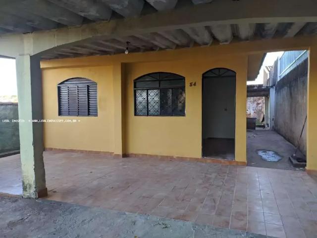 Casa / Sobrado para Venda em Presidente Prudente/SP Vila Líder 2 Quartos