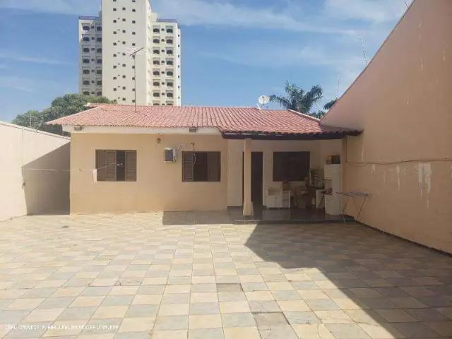 Casa / Sobrado para Venda em Presidente Prudente/SP Vila Machadinho 3 Quartos
