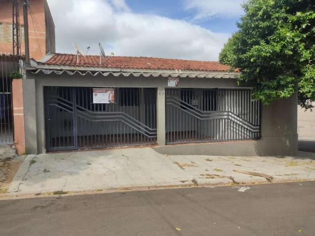 Casa / Sobrado para Venda em Presidente Prudente/SP Vila Santa Izabel 3 Quartos