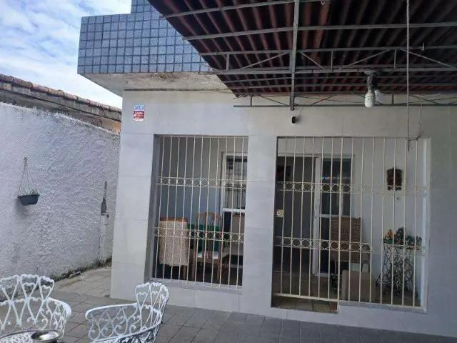 Casa / Sobrado para Venda em Recife/PE Torrões 4 Quartos