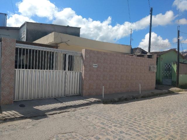 Casa / Sobrado para Venda em Recife/PE Totó 3 Quartos