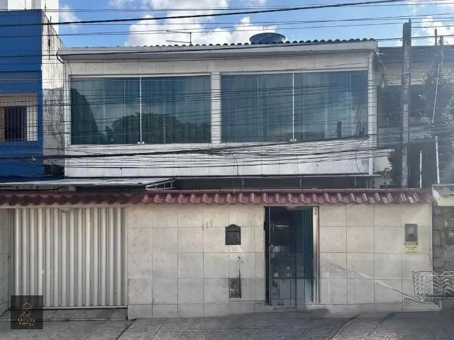 Casa / Sobrado para Venda em Recife/PE Várzea 5 Quartos