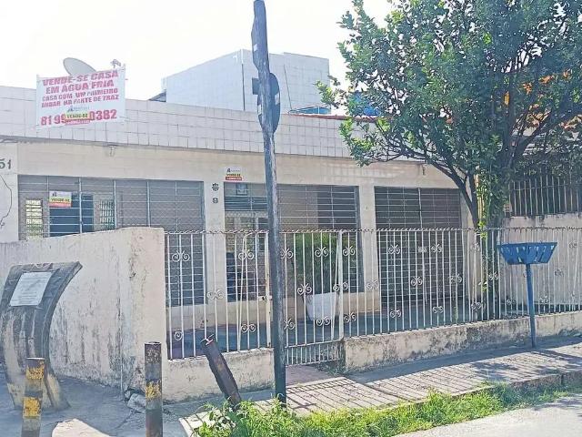 Casa / Sobrado para Venda em Recife/PE Água Fria 3 Quartos