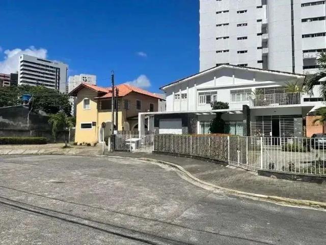 Casa / Sobrado para Venda em Recife/PE Aflitos 6 Quartos