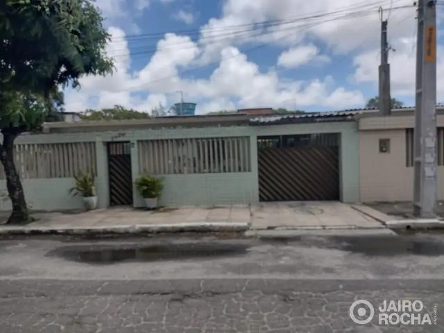 Casa / Sobrado para Venda em Recife/PE Areias 3 Quartos