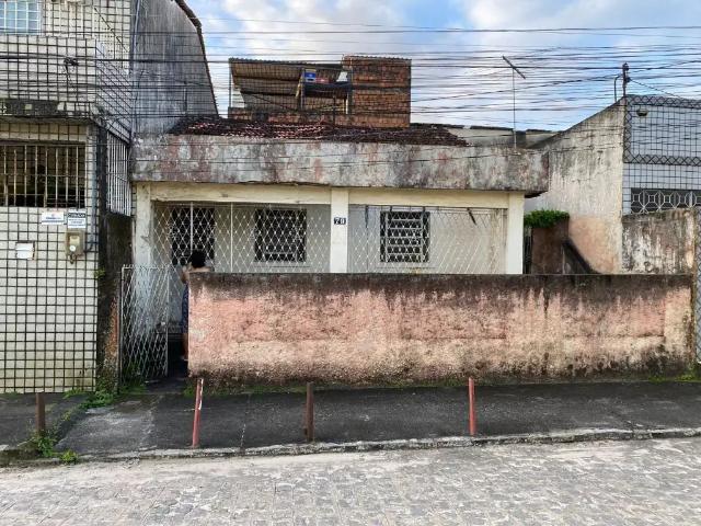Casa / Sobrado para Venda em Recife/PE Areias 2 Quartos