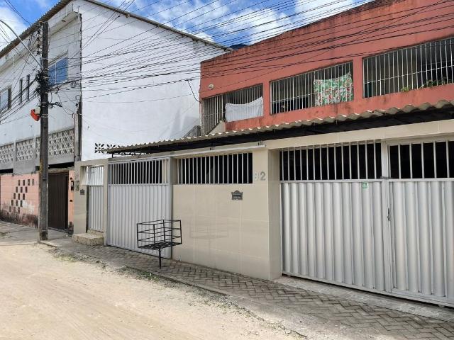 Casa / Sobrado para Venda em Recife/PE Areias 6 Quartos
