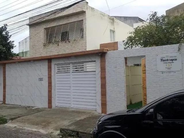 Casa / Sobrado para Venda em Recife/PE Arruda 5 Quartos