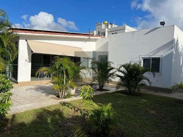 Casa / Sobrado para Venda em Recife/PE Boa Viagem 4 Quartos