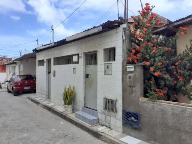 Casa / Sobrado para Venda em Recife/PE Caçote 3 Quartos