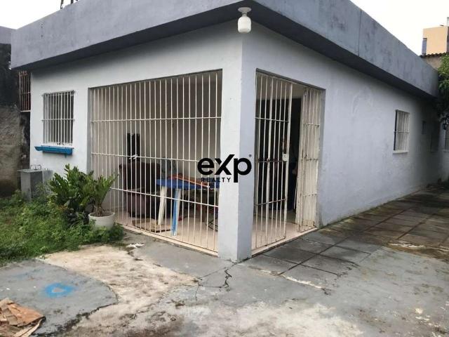 Casa / Sobrado para Venda em Recife/PE Campo Grande 3 Quartos