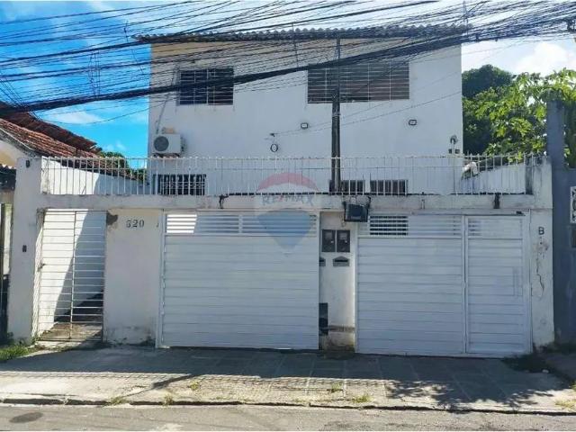 Casa / Sobrado para Venda em Recife/PE Campo Grande 6 Quartos
