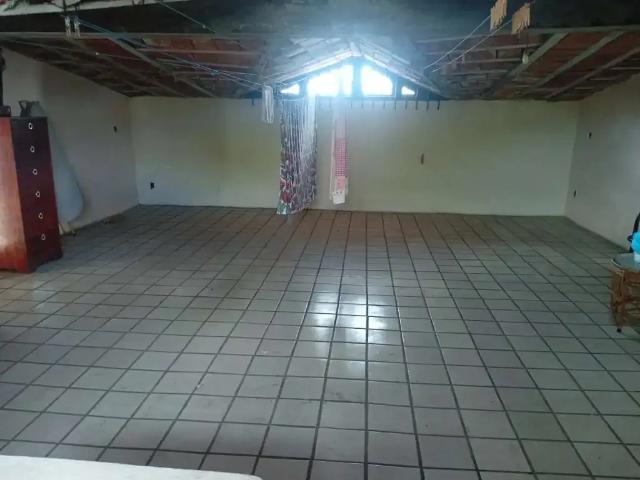 Casa / Sobrado para Venda em Recife/PE Cordeiro 4 Quartos