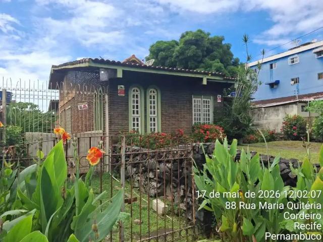 Casa / Sobrado para Venda em Recife/PE Cordeiro 4 Quartos