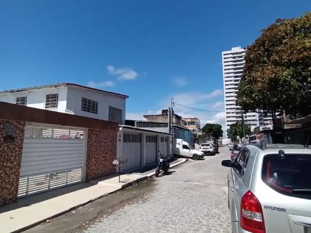 Casa / Sobrado para Venda em Recife/PE Cordeiro 6 Quartos