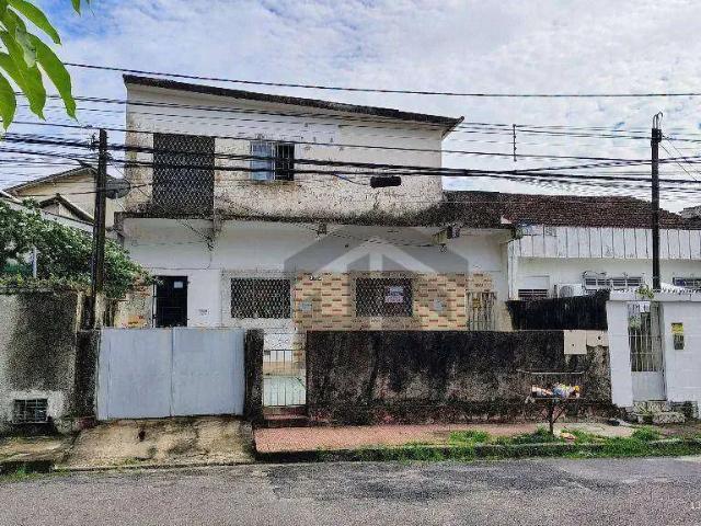 Casa / Sobrado para Venda em Recife/PE Encruzilhada 6 Quartos
