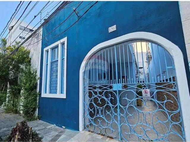Casa / Sobrado para Venda em Recife/PE Graças 3 Quartos