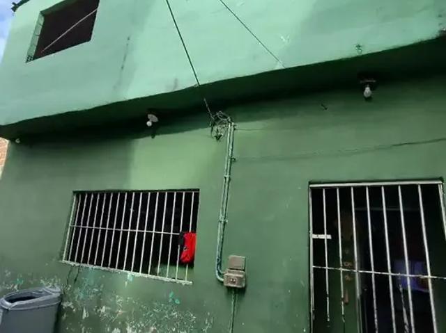 Casa / Sobrado para Venda em Recife/PE Ibura 4 Quartos