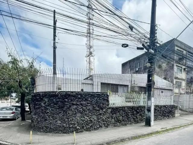 Casa / Sobrado para Venda em Recife/PE Ilha do Retiro 6 Quartos