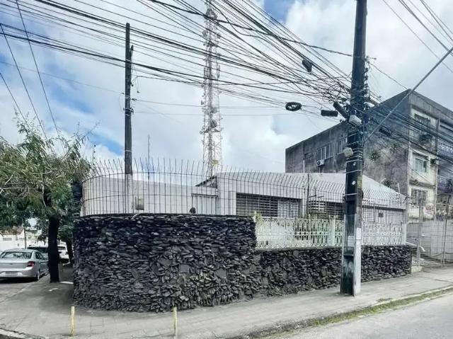 Casa / Sobrado para Venda em Recife/PE Ilha do Retiro