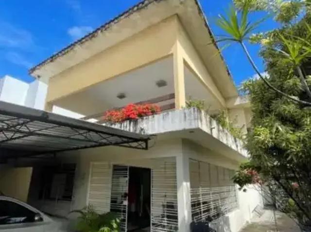 Casa / Sobrado para Venda em Recife/PE Iputinga 5 Quartos