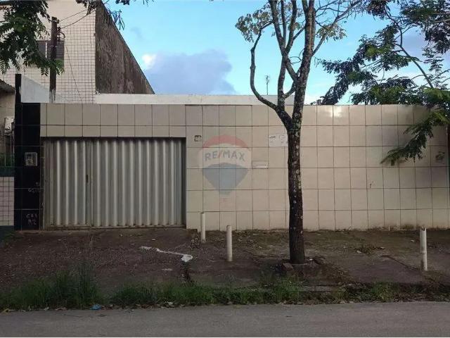 Casa / Sobrado para Venda em Recife/PE Iputinga 3 Quartos