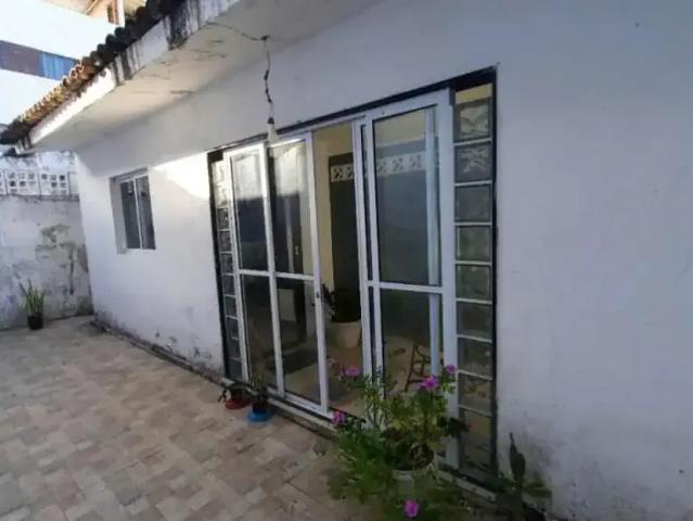 Casa / Sobrado para Venda em Recife/PE Iputinga 3 Quartos