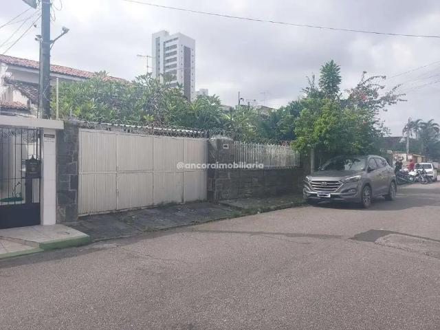Casa / Sobrado para Venda em Recife/PE Madalena 5 Quartos