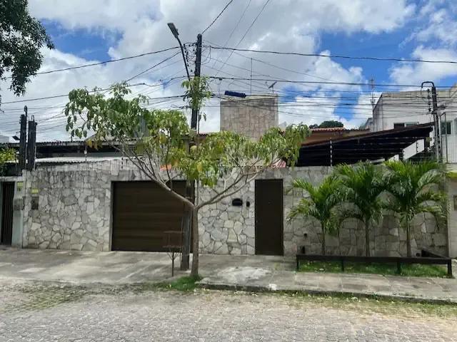 Casa / Sobrado para Venda em Recife/PE Monteiro 4 Quartos