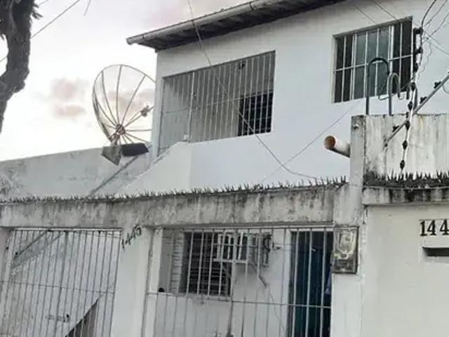 Casa / Sobrado para Venda em Recife/PE Santo Amaro 4 Quartos