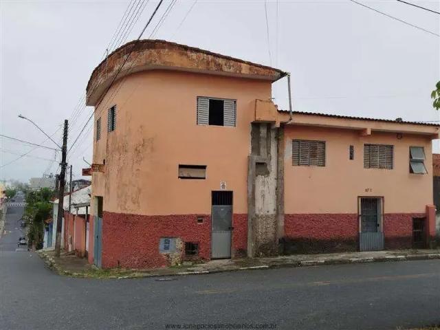 Casa / Sobrado para Venda em Registro/SP Centro