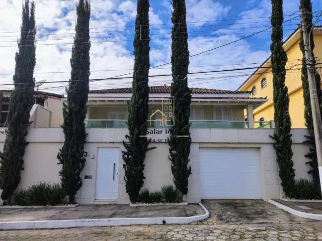 Casa / Sobrado para Venda em Resende/RJ Montese 3 Quartos