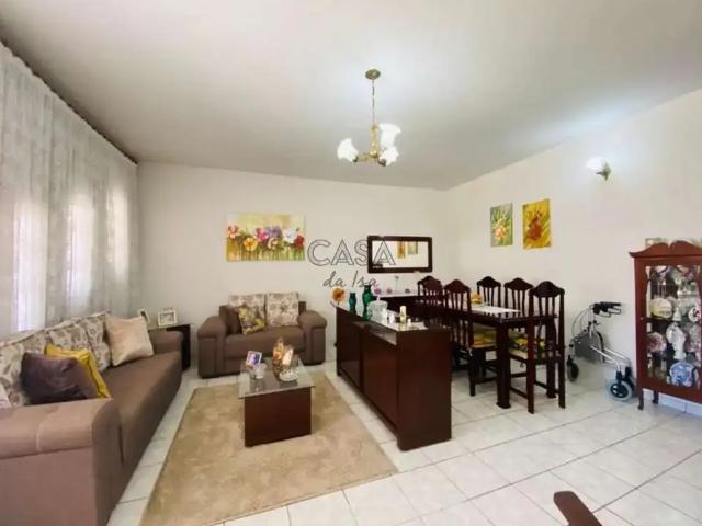 Casa / Sobrado para Venda em Resende/RJ Morada da Colina 4 Quartos