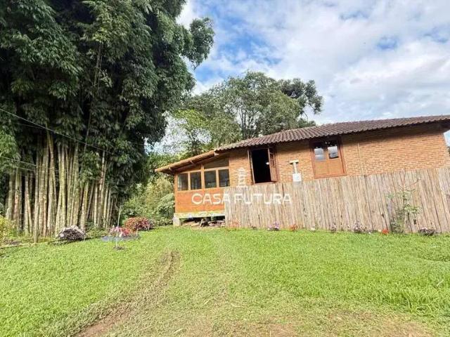 Casa / Sobrado para Venda em Resende/RJ Visconde de Mauá 2 Quartos