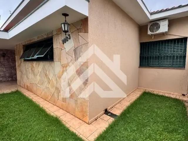 Casa / Sobrado para Venda em Rio Claro/SP Vila Aparecida 4 Quartos