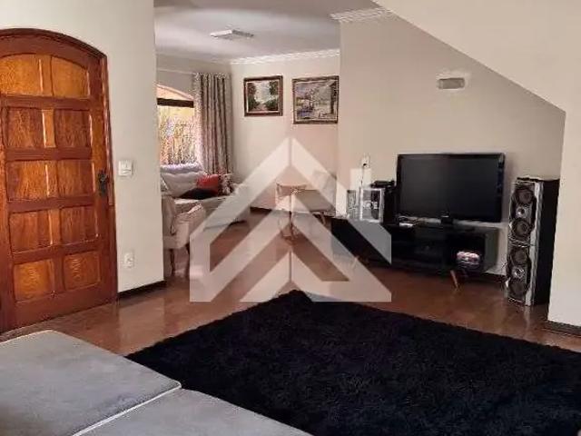 Casa / Sobrado para Venda em Rio Claro/SP Cidade Claret 4 Quartos