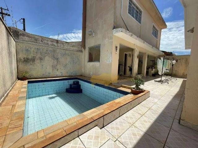 Casa / Sobrado para Venda em Rio Claro/SP Jardim América 4 Quartos