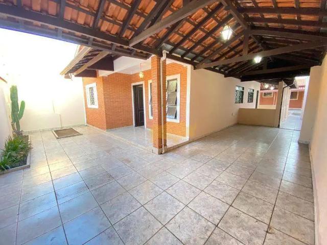 Casa / Sobrado para Venda em Rio Claro/SP Jardim Floridiana 4 Quartos