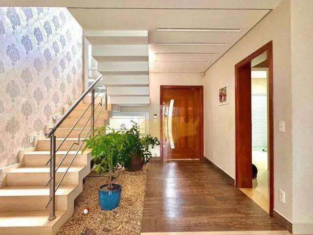Casa / Sobrado para Venda em Rio Claro/SP Parque Flórida 4 Quartos