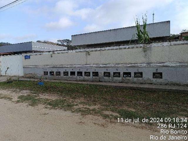 Casa / Sobrado para Venda em Rio Bonito/RJ Centro 2 Quartos