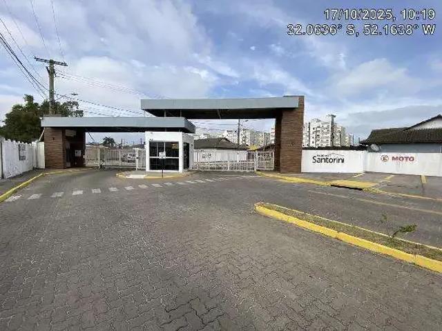 Casa / Sobrado para Venda em Rio Grande/RS Vila São Miguel 2 Quartos