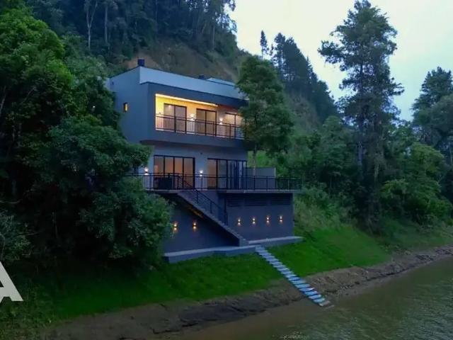 Casa / Sobrado para Venda em Rio dos Cedros/SC Alto Palmeiras 4 Quartos